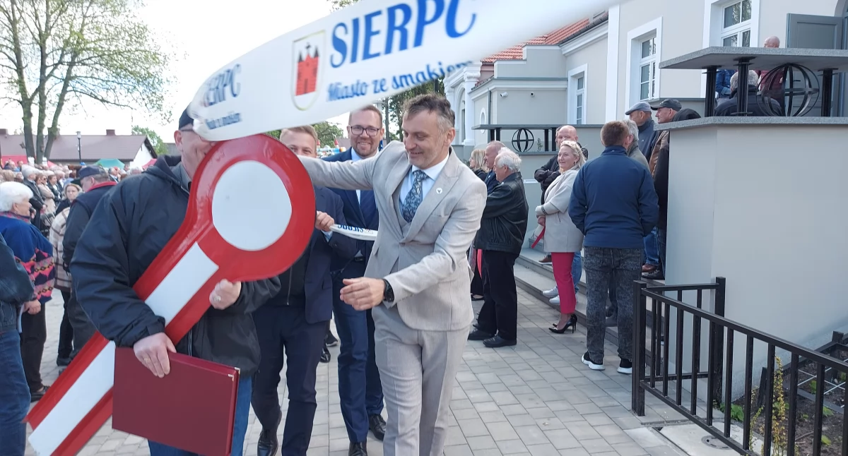 Dworzec PKP w Sierpcu otwarty! Wielka zmiana za blisko 10 milionów złotych - wiadomości Płock